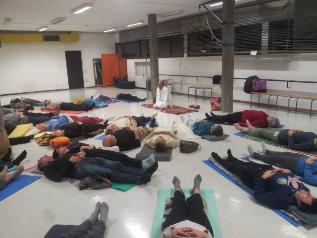 Adhyatma Yoga by Dr. Jamuna Mishra (Guru ji)